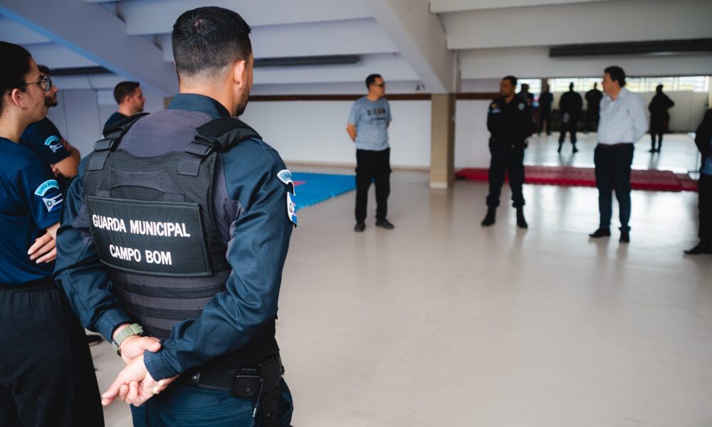 Com curso de defesa pessoal, guardas municipais dão início à formação ...